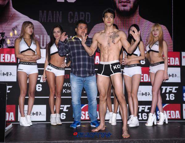 [포토] 조성빈, 화보가 따로 없네 (TFC 16)