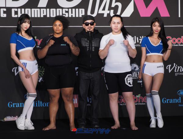 [포토] 데스타니X베김잔 , 합계 200kg의 묵직한 한 방 대결 (로드 FC 045)