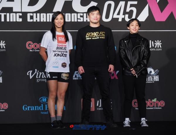 [포토] 진서우, 프로 데뷔 승리의 꿈 이루겠다 (로드 FC 045)