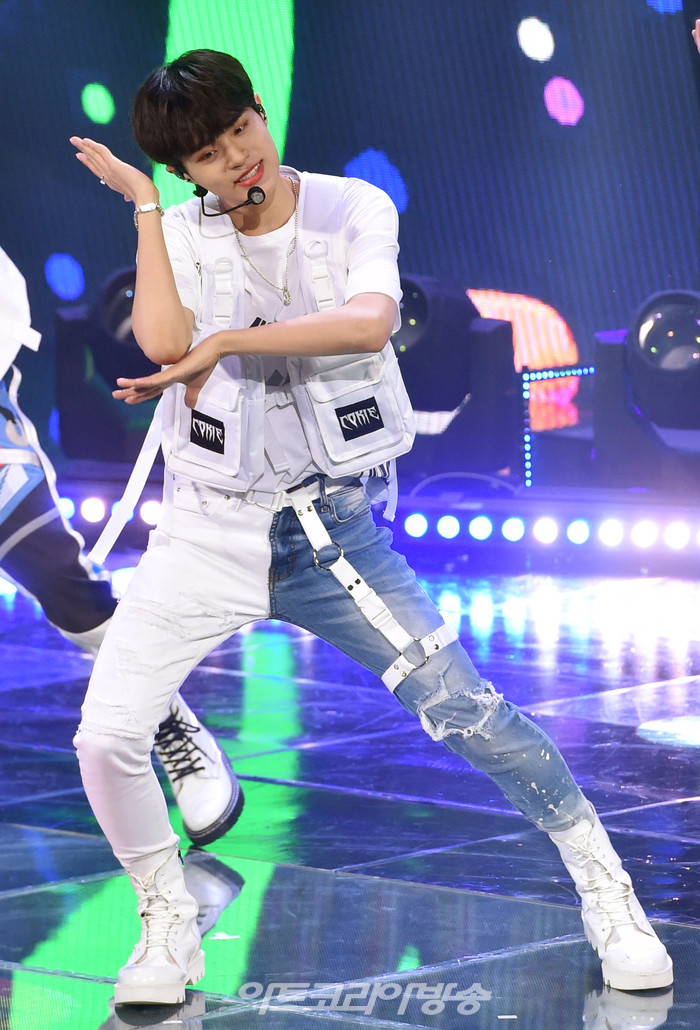 [AK화보] AB6IX, '완성형 아티스트돌 다양한 모습' (제26회 드림콘서트)