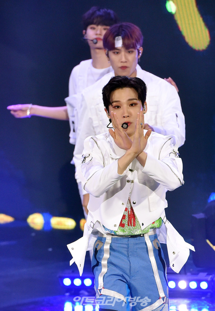 [AK화보] AB6IX, '완성형 아티스트돌 다양한 모습' (제26회 드림콘서트)
