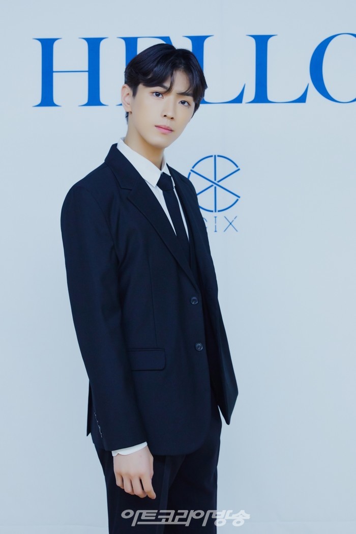 [AK포토] CIX 용희, '빛이나는 외모' (안녕, 낯선시간)