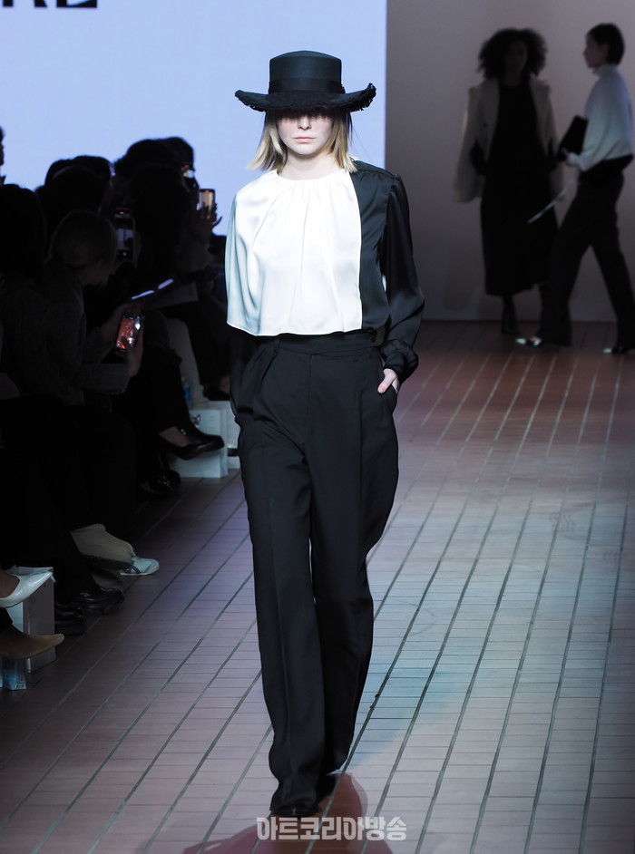 [AK화보] 디자이너 유수민 '세컨드 아르무아' 컬렉션 (2024 F/W 서울패션위크)