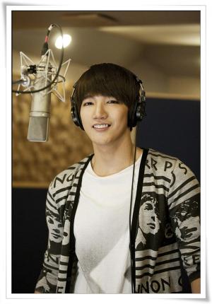 2PM 김민준, 아프리카 백내장 수술 지원 ‘선행’