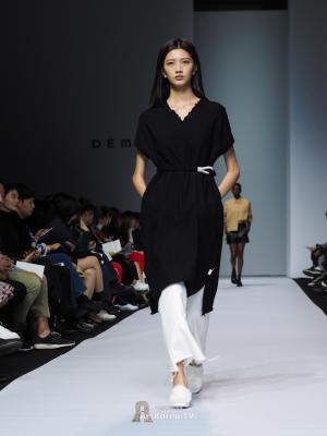 디자이너 박춘무 , '데무(DEMOO)' .. Inside & Outside 를 주제로 컬렉션 진행