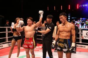 [MAX FC 20] 미들급 챔피언 김준화, 심판 판정으로 1차 방어전 성공