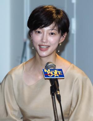 [AK현장] 이엘, ''모다페 홍보대사 큰 영광 ... 현대무용 널리 알리는데 힘 보탤 것" (MODAFE 2020)